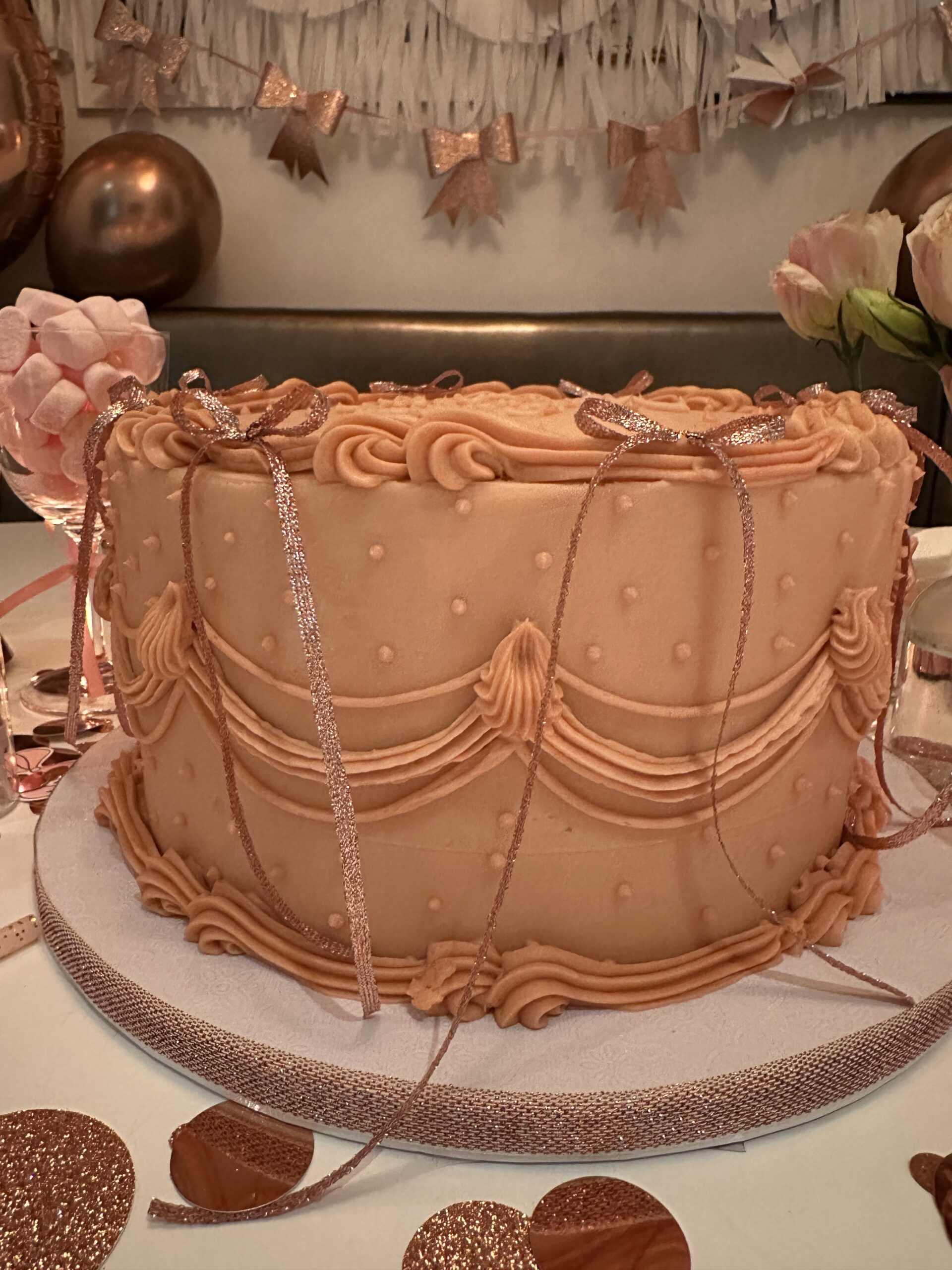 You can even use ribbon bows to accent cake like this one, which was ...